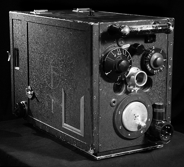 Filmkameror ur SFI:s filmhistoriska samlingar